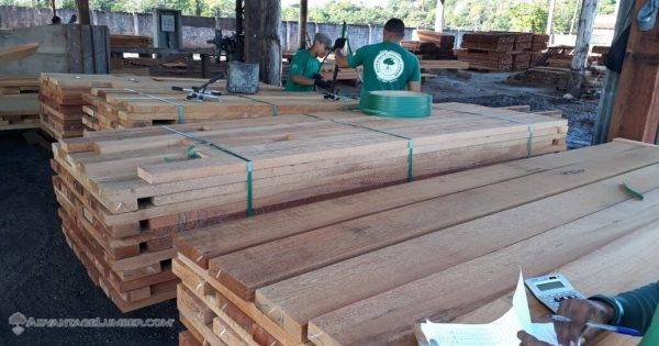 This Brazilian Apitong Will Become Trailer Decking - AdvantageLumber Blog