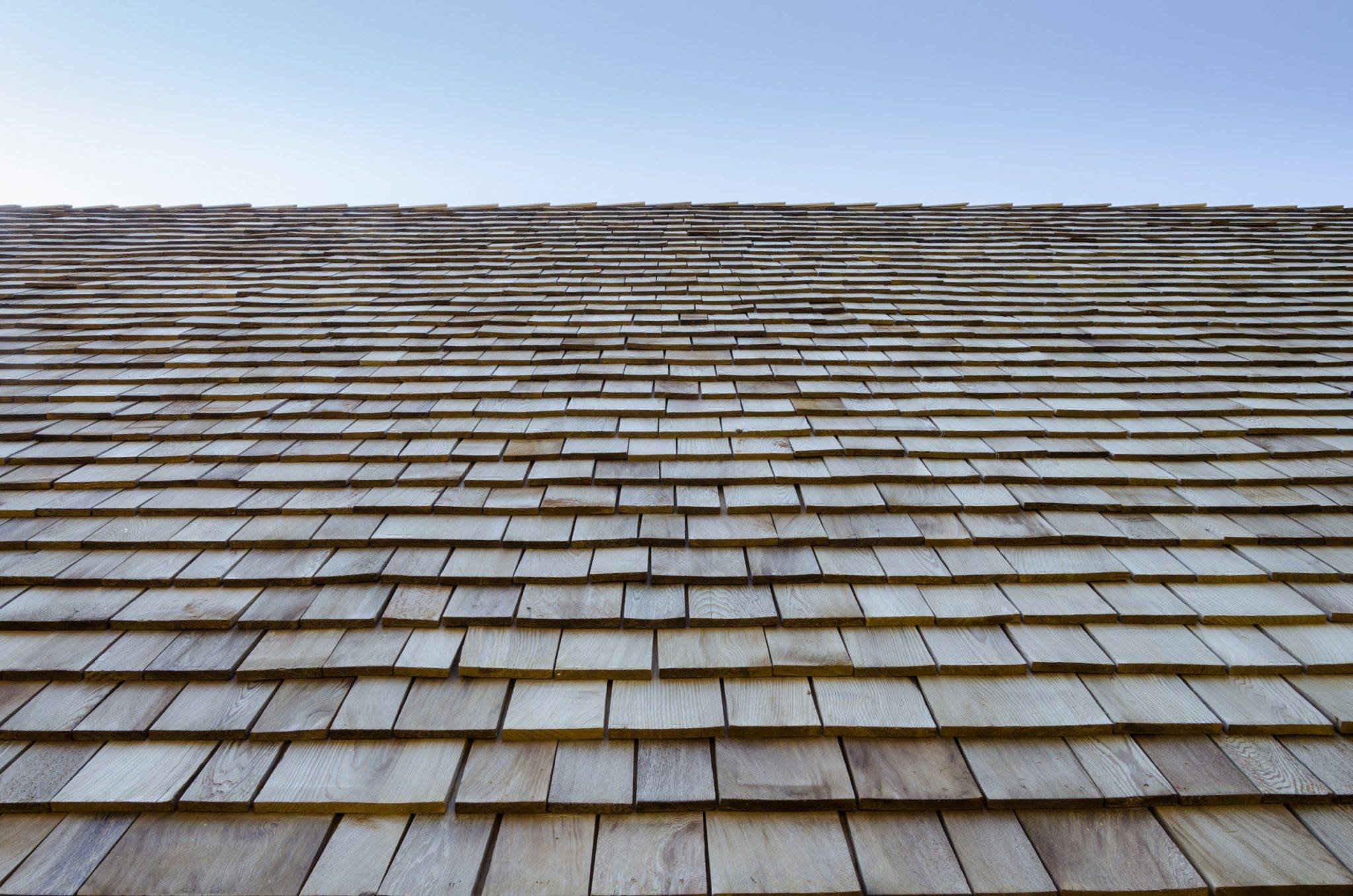 How Long Do Wood Shingles Last? - AdvantageLumber Blog