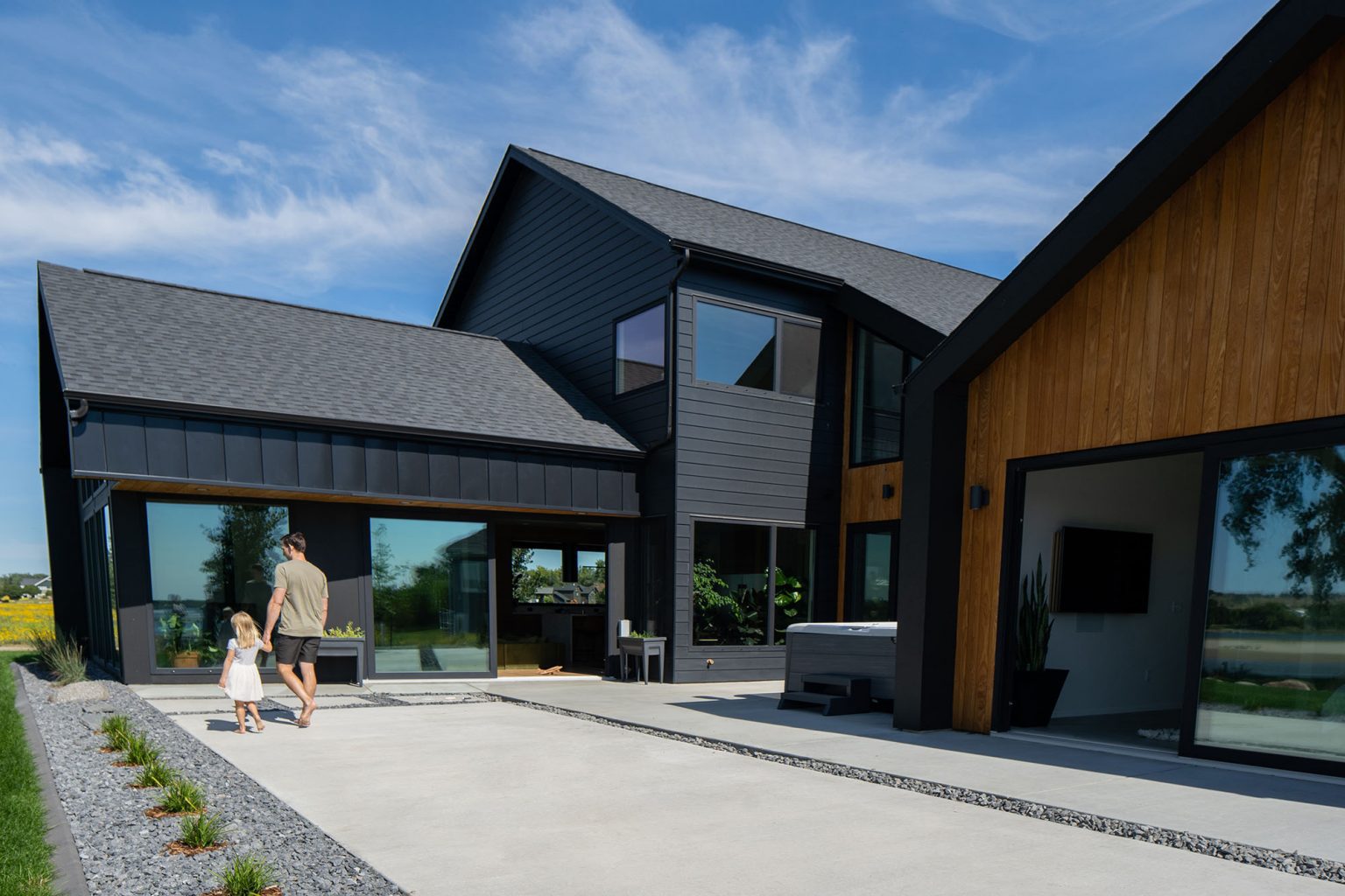 The Rise of Black House Siding: Accent Features to Enhance Its Appeal ...