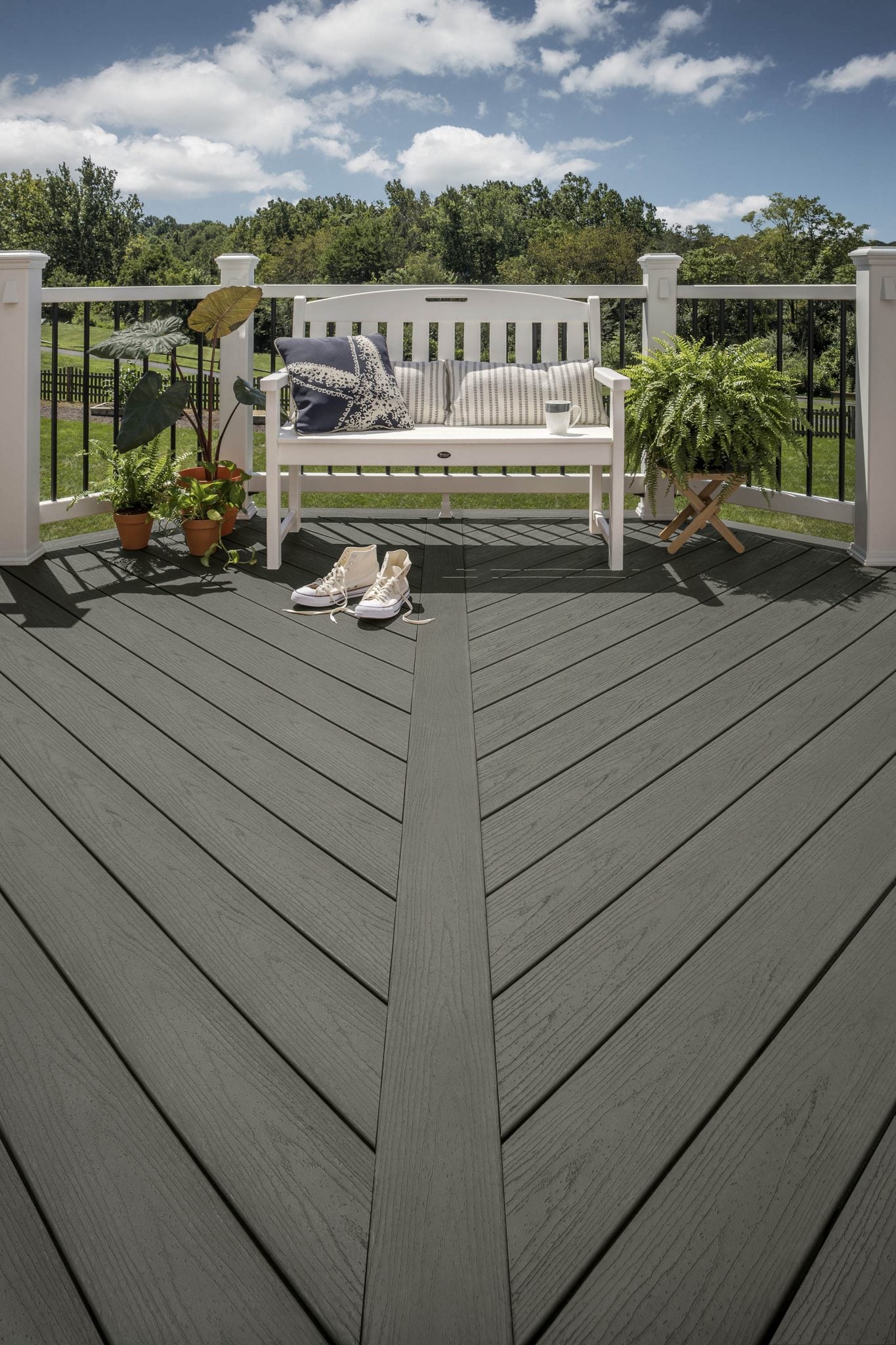 How to Handle Butt Joints in Composite Deck Installations ...