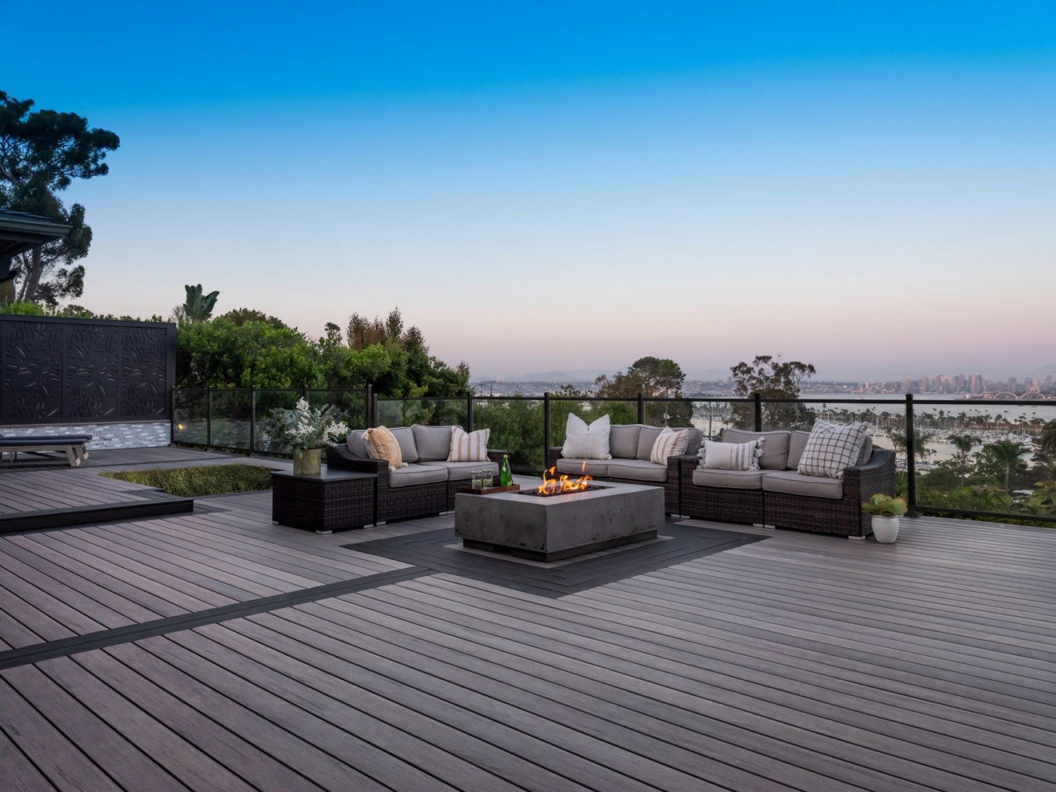 The Best Grey Decking for Low-Maintenance - AdvantageLumber Blog