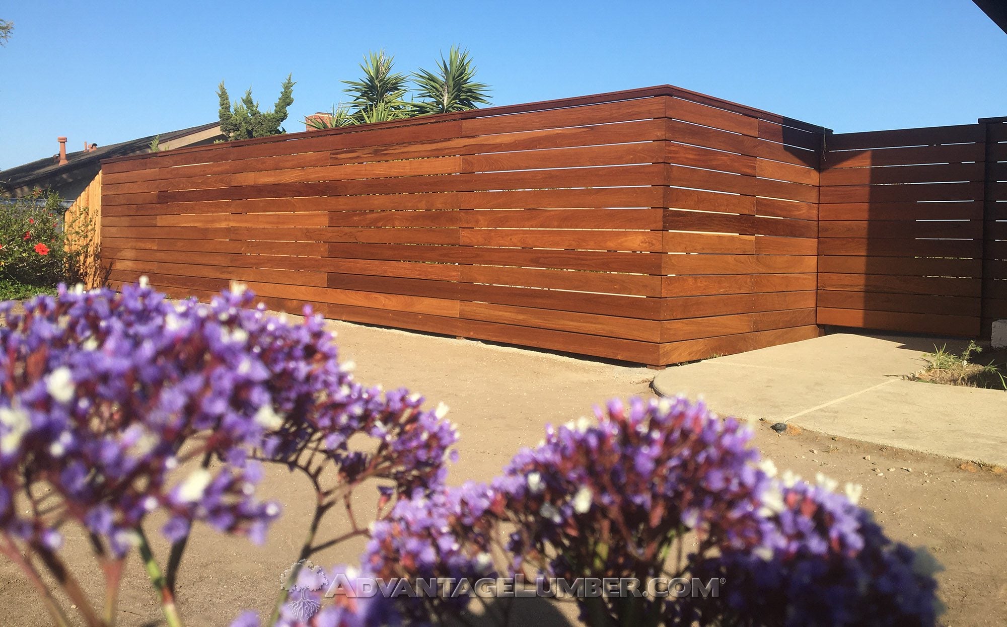 Horizontal Wood Privacy Fences Gaining in Popularity - AdvantageLumber Blog