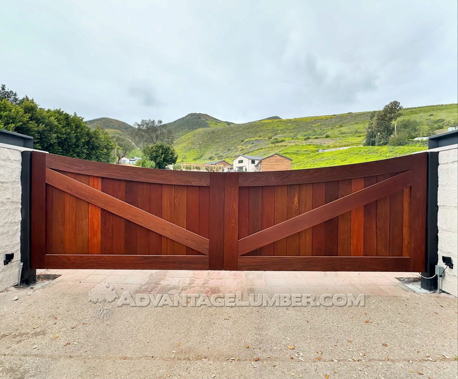 Wooden Driveway Gate Ideas - AdvantageLumber Blog