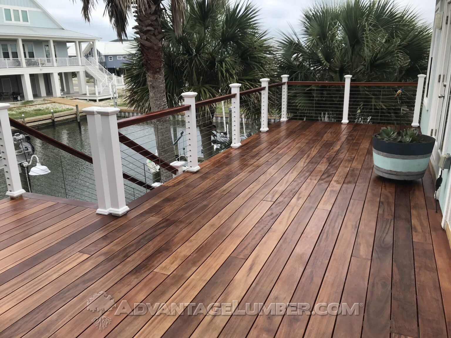 11 Cable Deck Railing Ideas: Modern, Durable, and Scenic Designs ...